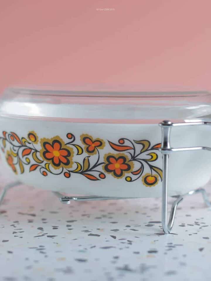 Let's Dish - About The Pyrex Cinderella Serving Casserole - "Atomic ...