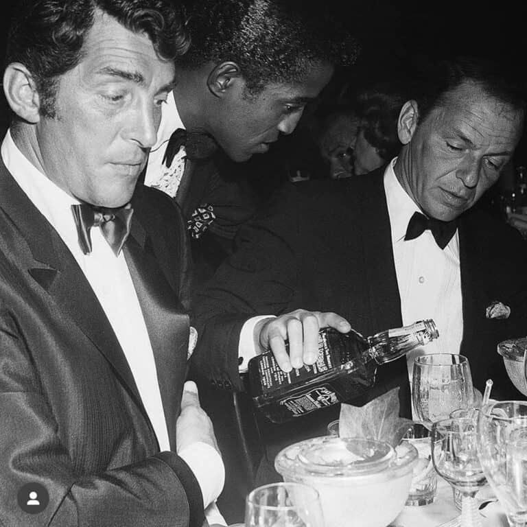 How to Make The Easy Frank Sinatra 3-2-1 Cocktail - Flour Child